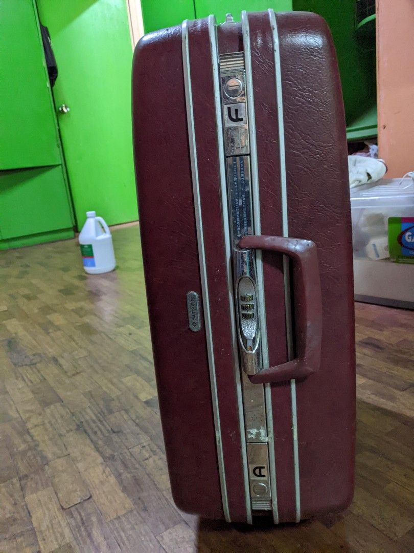 Red Samsonite luggage - luxury rare classic vintage small compact size ...