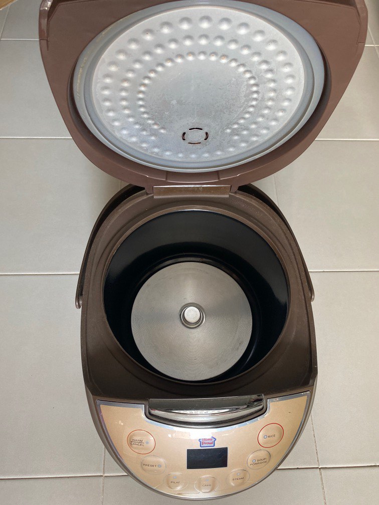Rice Cooker, TV & Home Appliances, Kitchen Appliances, Cookers on Carousell