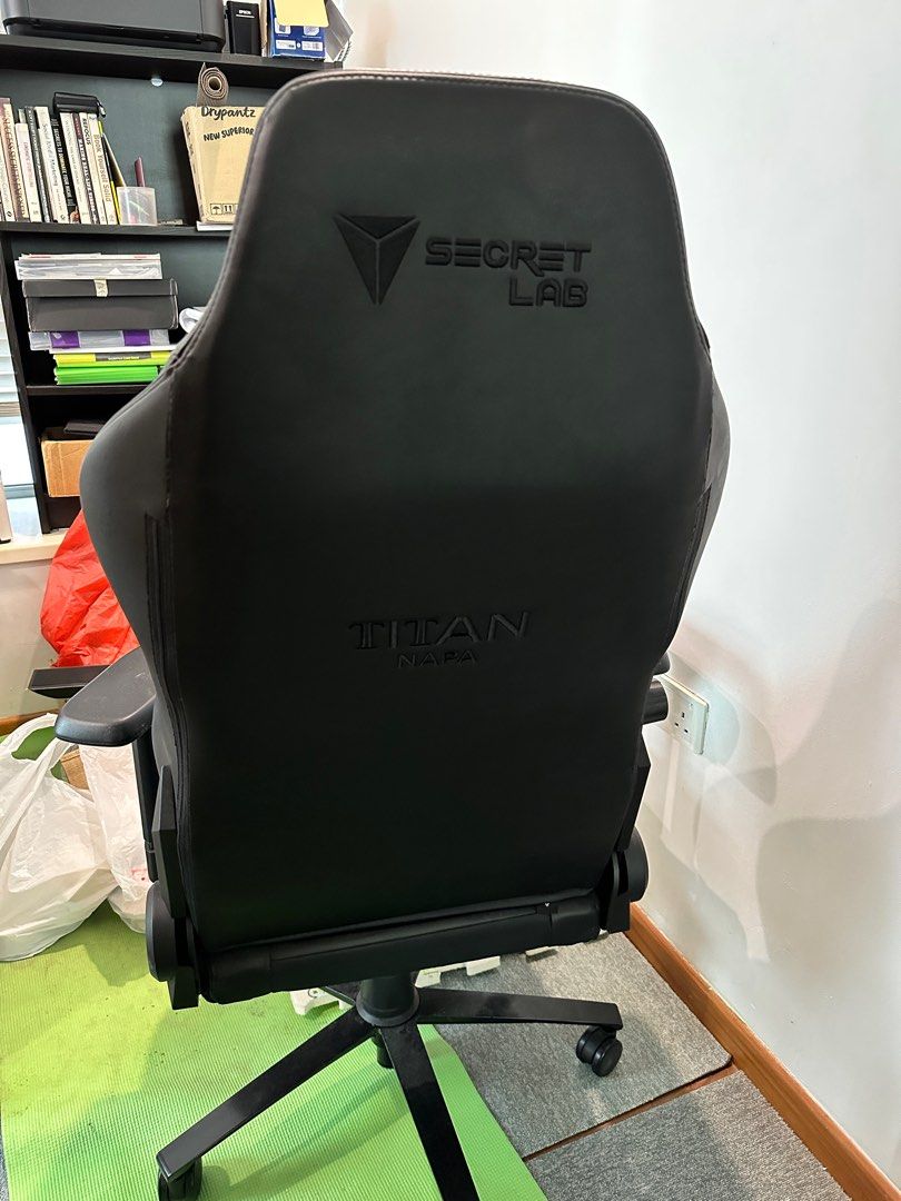Secret lab titan 2020 Napa leather, Furniture & Home Living, Furniture ...