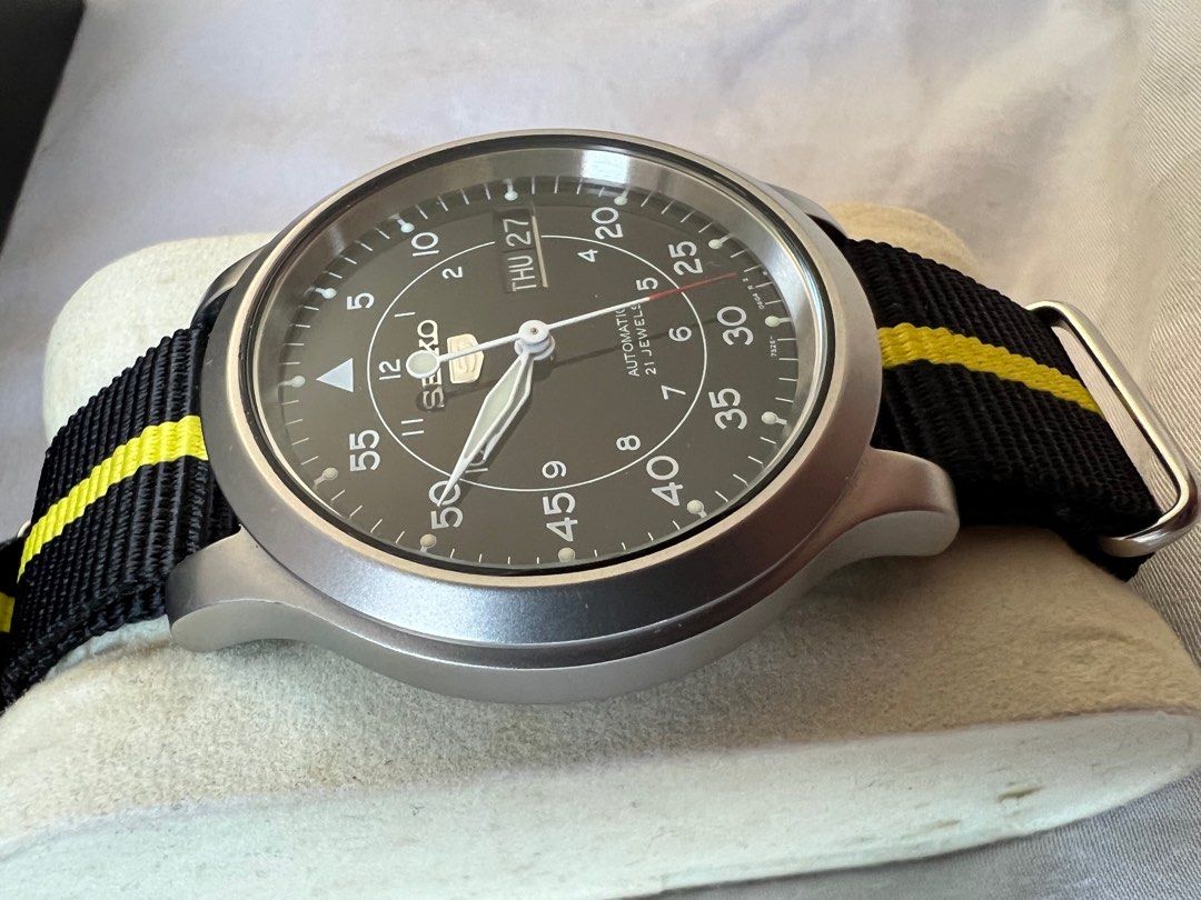 Seiko 5 SNK809 - Flieger / Pilot Watch, Men's Fashion, Watches ...