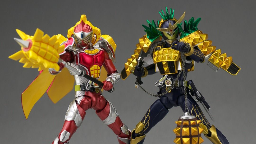 S.H. Figuarts - Kamen Rider Gaim Pine Arms & Baron Arms Set [Tamashii ...