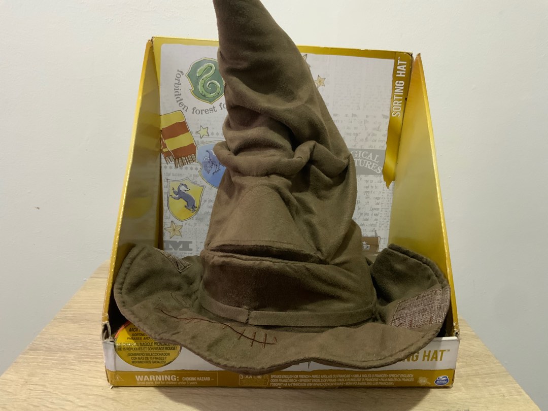 Talking Sorting Hat Harry Potter Wizarding World, Toys & Collectibles ...