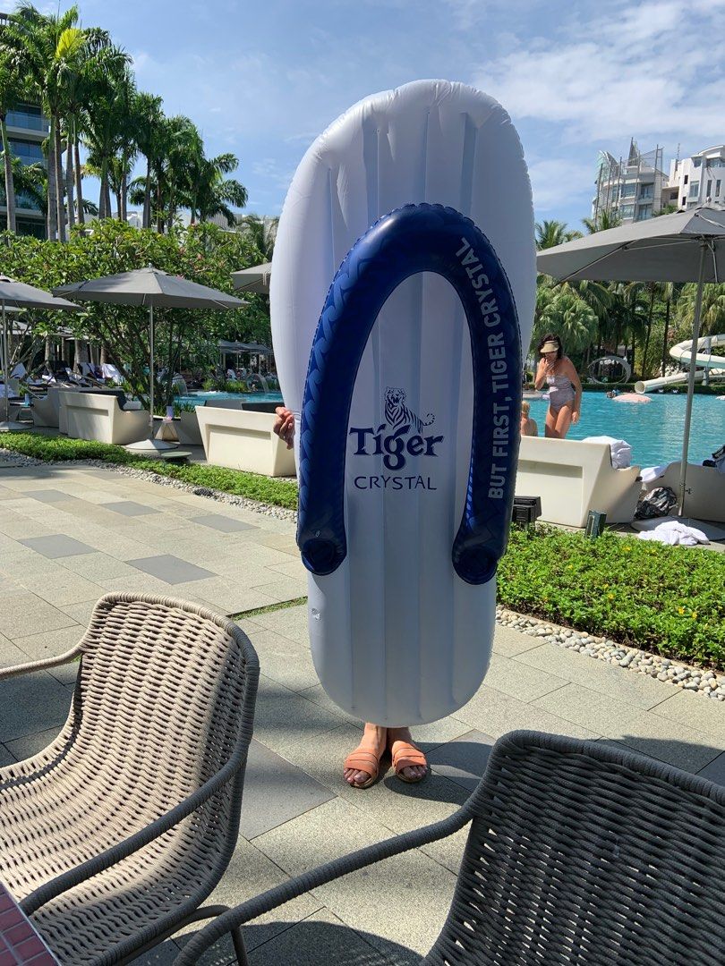 Tiger float, Sports Equipment, Exercise & Fitness, Toning & Stretching ...