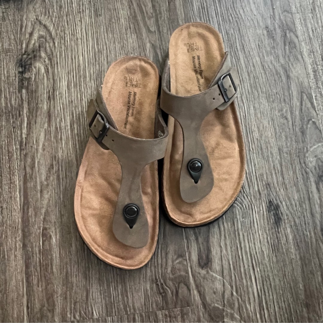 Time and Tru Memory Foam Slippers Size 7, Women's Fashion, Footwear ...