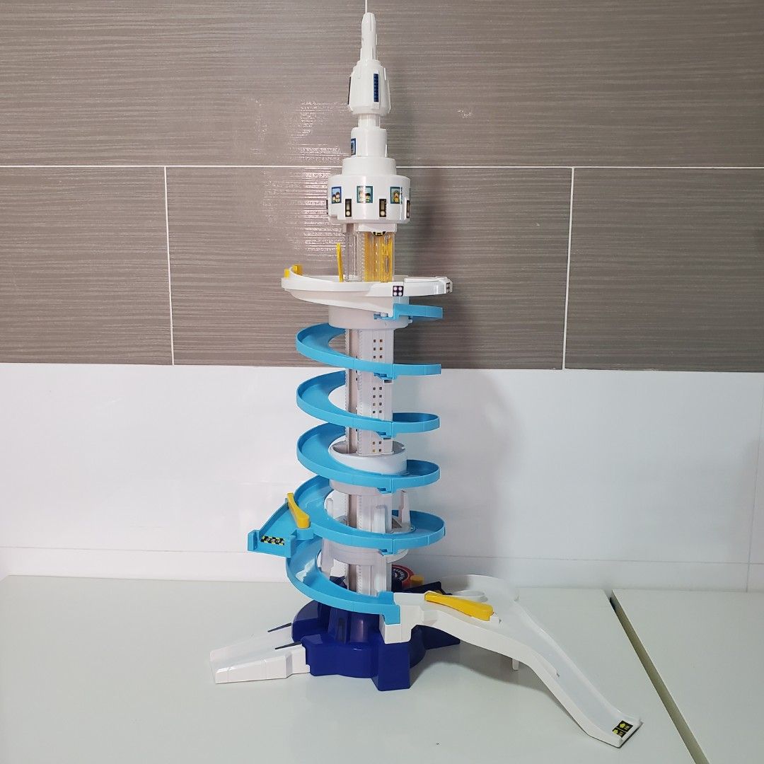Tomica DX Tower, Hobbies & Toys, Toys & Games on Carousell