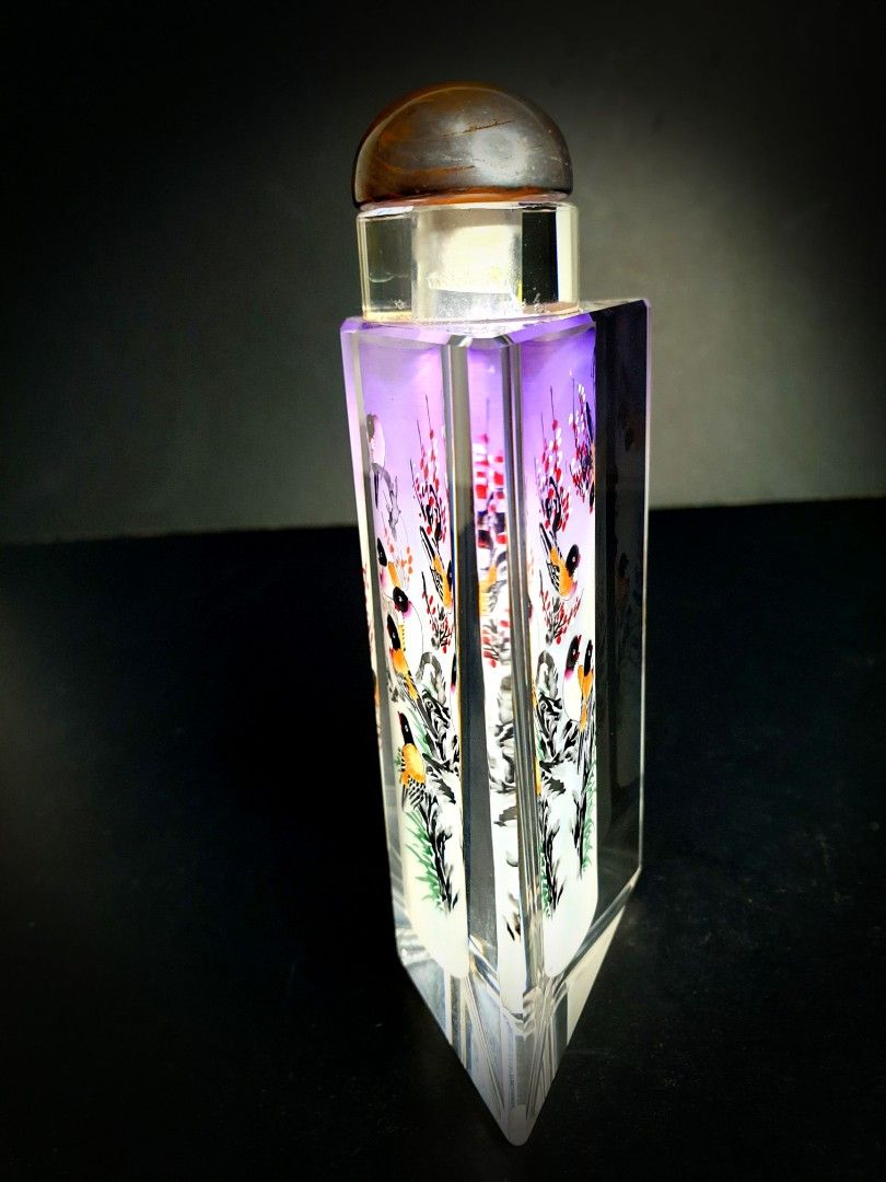 Trigular prism crystal inner wall painting snuff bottle display art ...