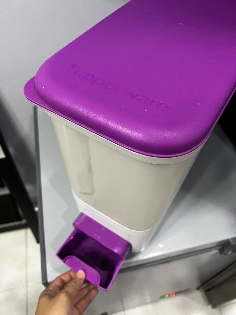 Tupperware 10KG Rice Smart, Furniture & Home Living, Kitchenware ...