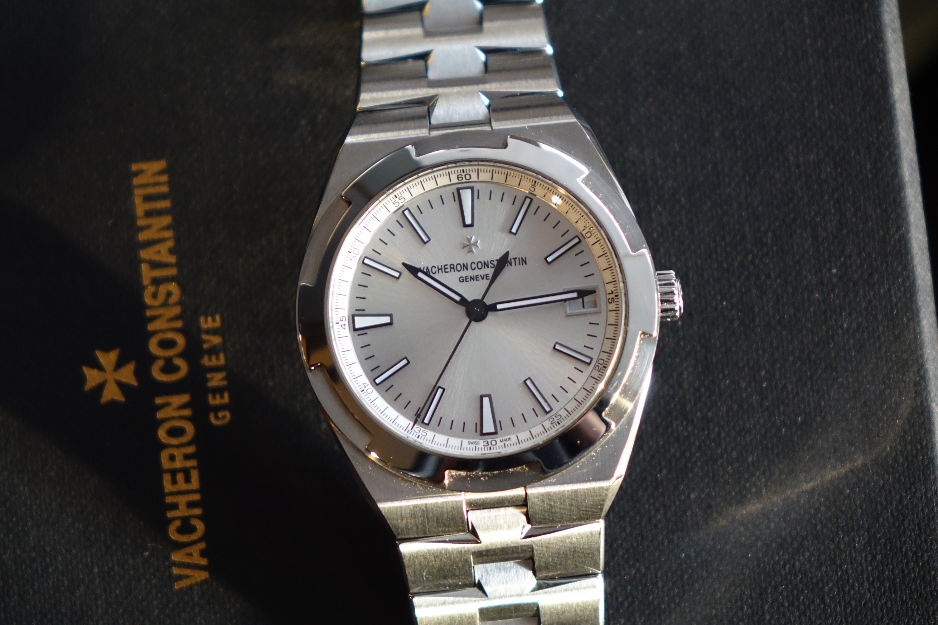 Vacheron Constantin Overseas 4500V Silver dial, Luxury, Watches on ...