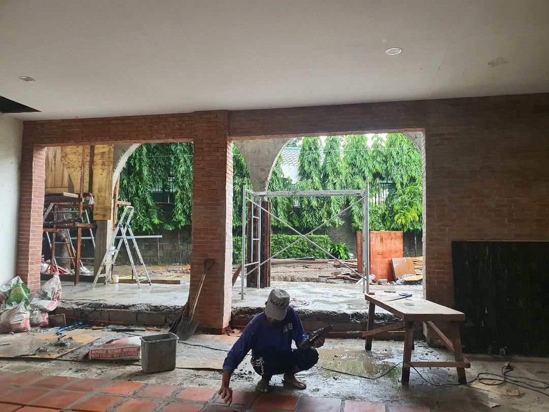 VIGAN RED BRICKS 2X8 INCHES, Furniture & Home Living, Home Decor, Wall ...