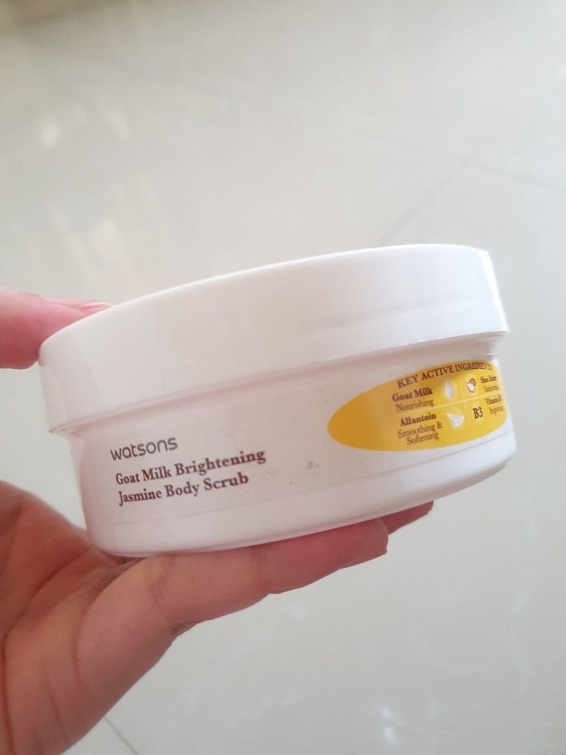 body scrub watsons goat milk brightening jasmine, Kesehatan ...