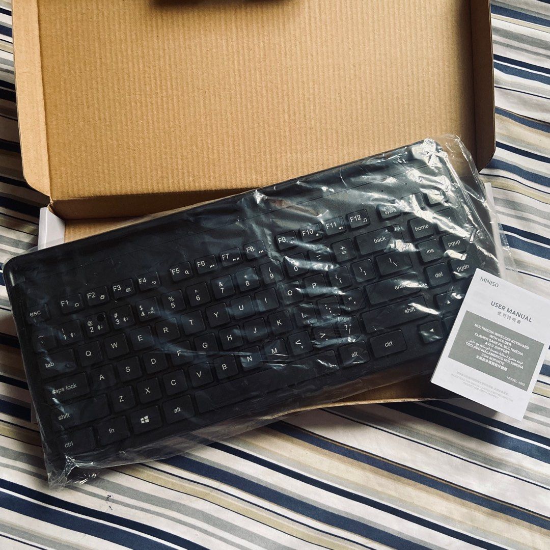 Wireless Keyboard (Miniso), Computers & Tech, Parts & Accessories ...