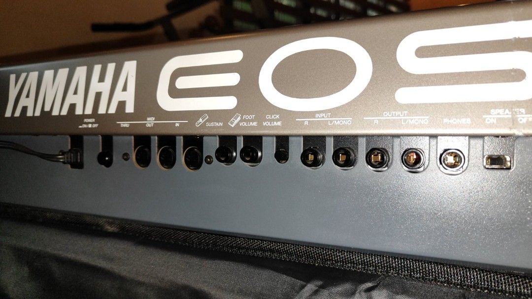 Yamaha EOS B500, Hobbies & Toys, Music & Media, Musical Instruments on ...