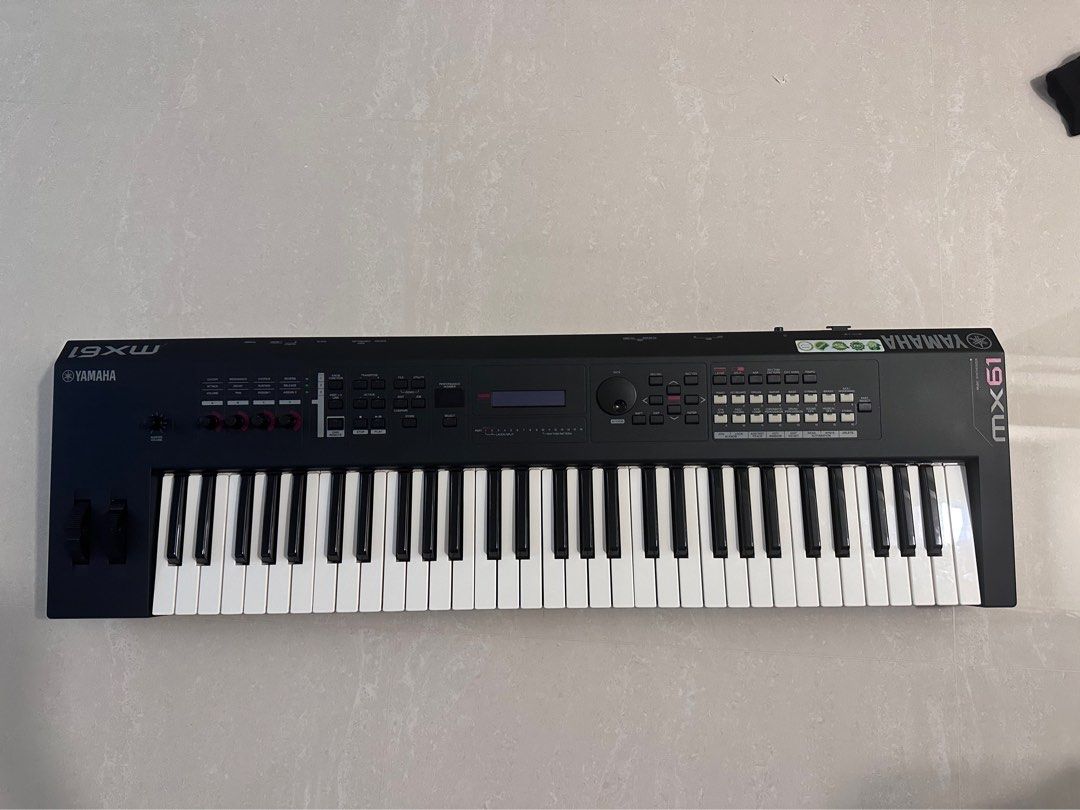 Yamaha Mx61 keyboard piano, Hobbies & Toys, Music & Media, Musical ...