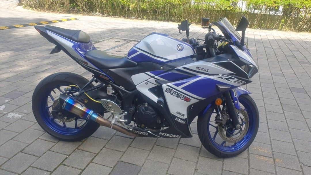 Yamaha R25 2017 jual / swap Honda ADV etc, Motorbikes on Carousell