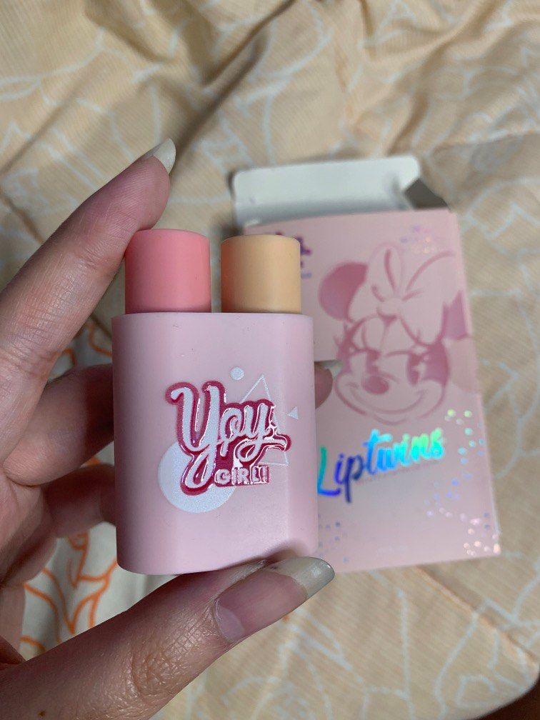 YOU Lip Twins, Kesehatan & Kecantikan, Rias Wajah di Carousell