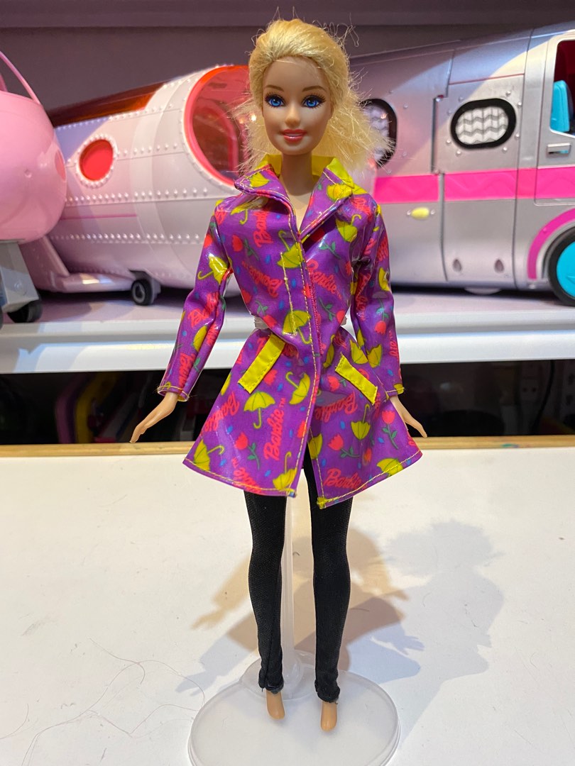 1999 Barbie Coat Collection Fashion Avenue Raincoat, Hobbies & Toys ...