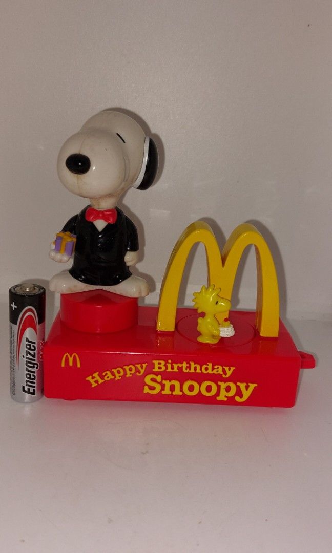 2000 Mcdonald's Happy Meal Peanuts Happy Birthday Snoopy 50th ...