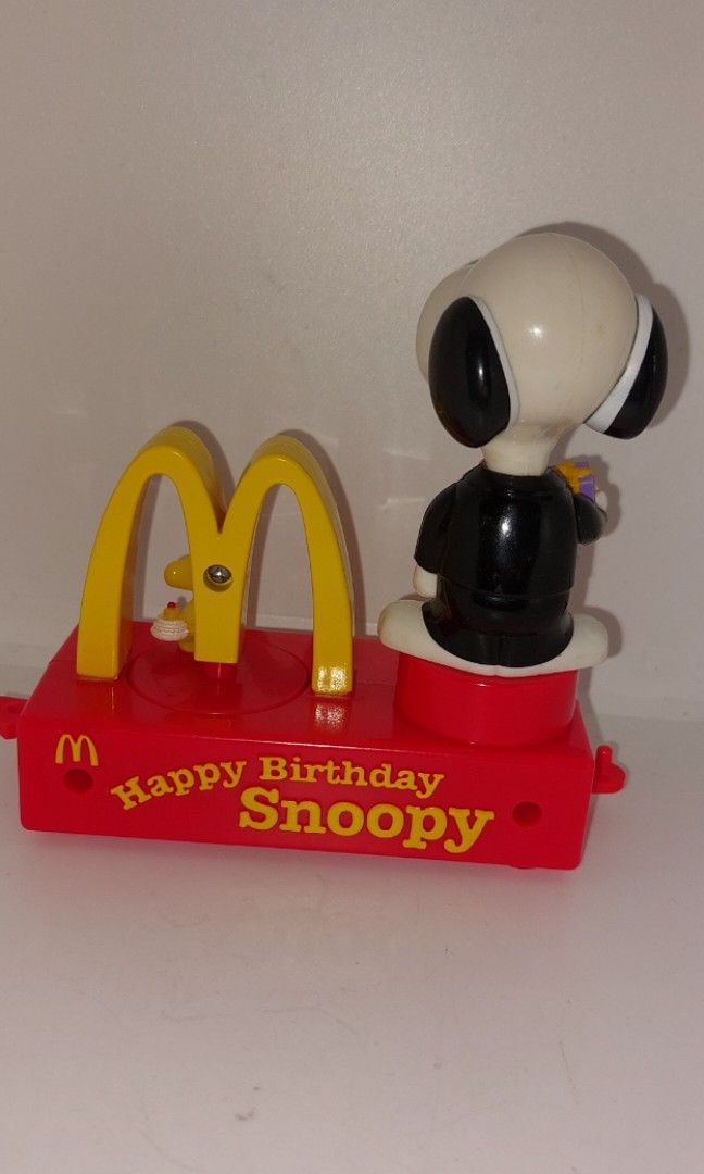 2000 Mcdonald's Happy Meal Peanuts Happy Birthday Snoopy 50th ...