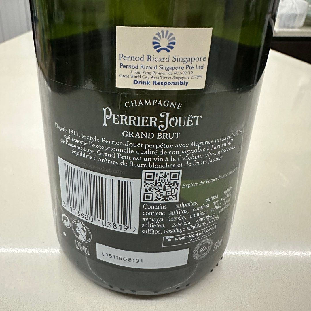 Perrier Jouet Grand Brut Champagne, Food & Drinks, Alcoholic Beverages ...