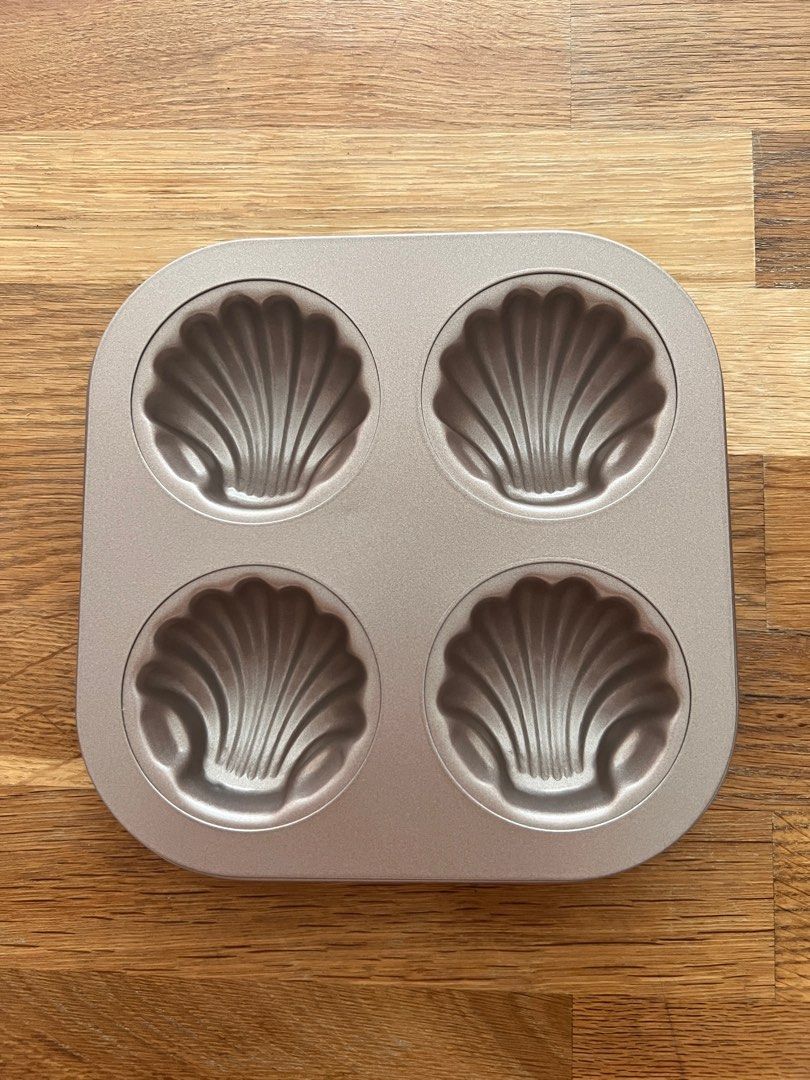 4 cavity shell madelaine mold, Furniture & Home Living, Kitchenware ...