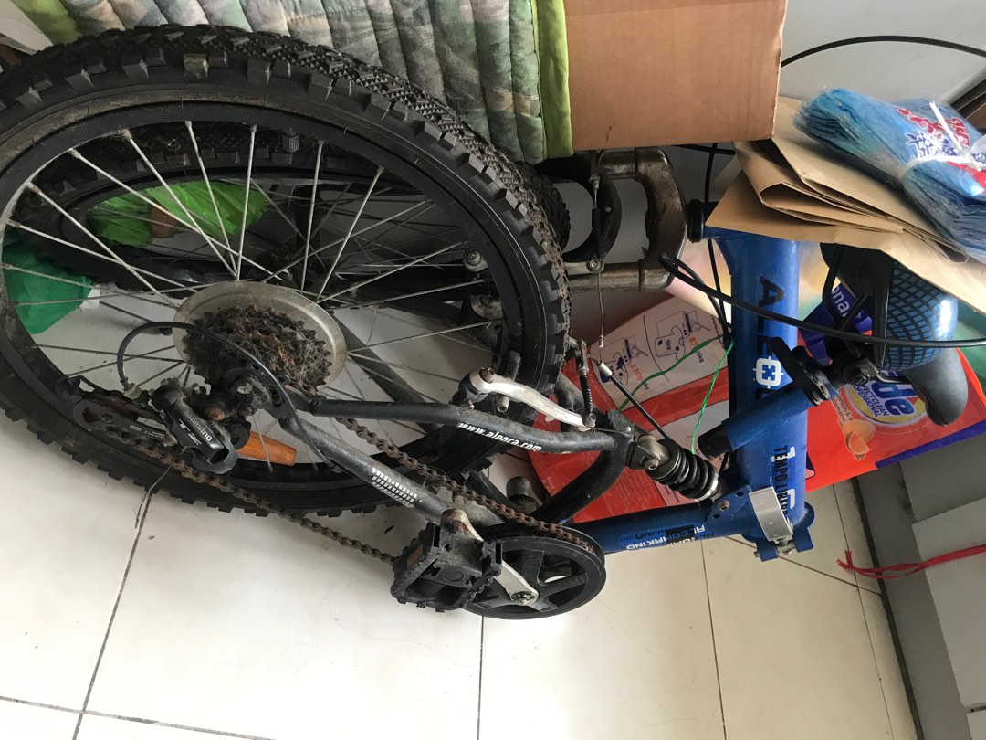 Aleoca Foldable bike on Carousell