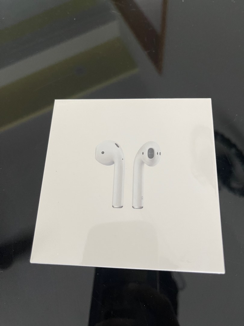 Apple Airpods 1st Gen, Audio, Earphones on Carousell