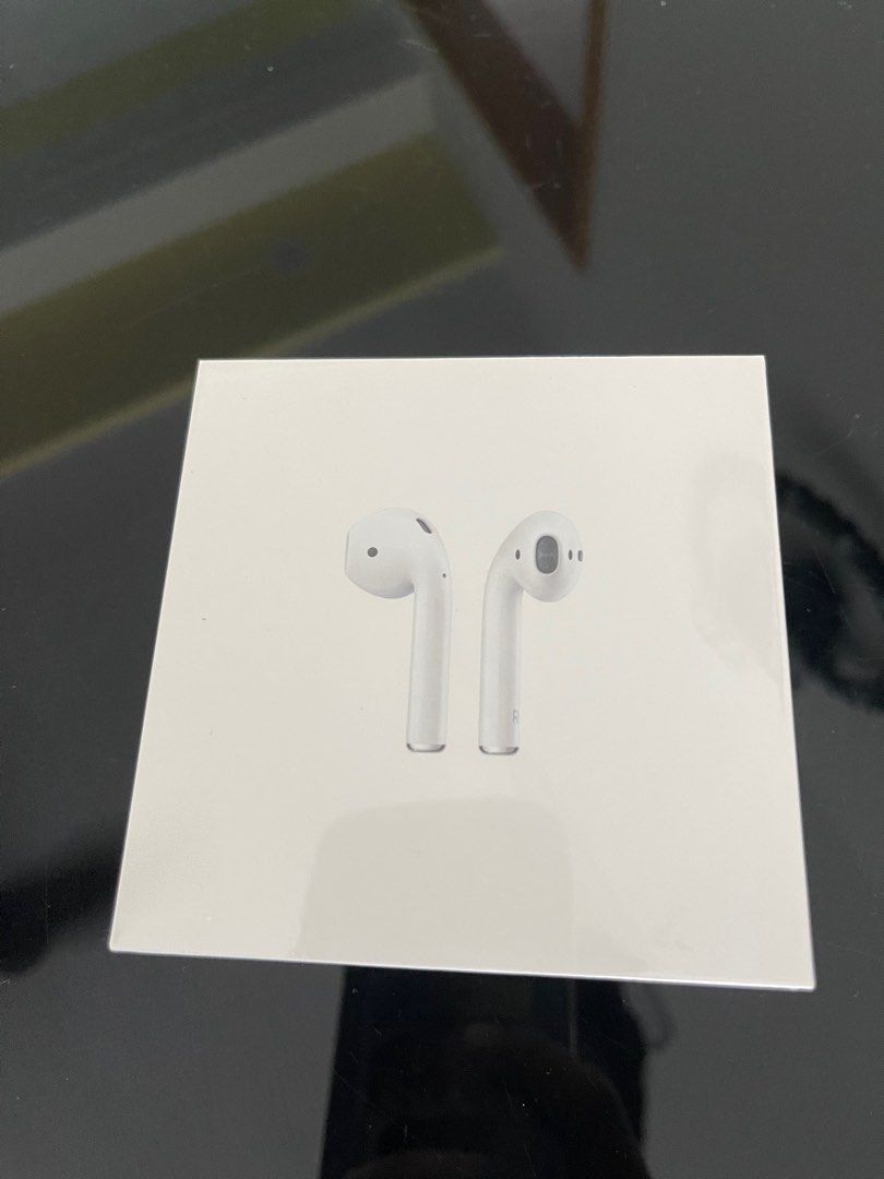 Apple Airpods 1st Gen, Audio, Earphones on Carousell