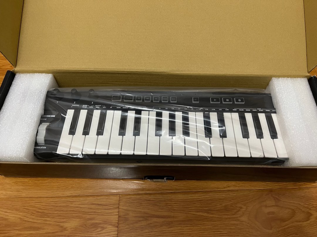 AWS Deepcomposer Keyboard, Hobbies & Toys, Music & Media, Musical Instruments on Carousell