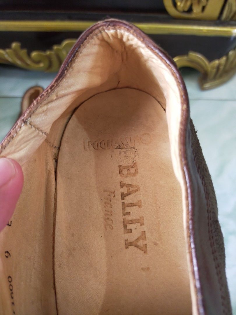 BALLY ORIGINAL MADE IN FANCE - VINTAGE EDITION on Carousell