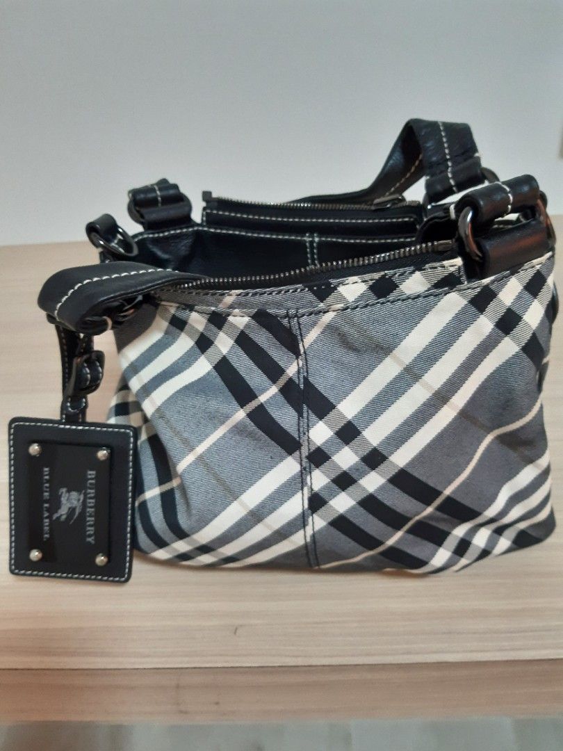 burberry, Luxury, Bags & Wallets on Carousell