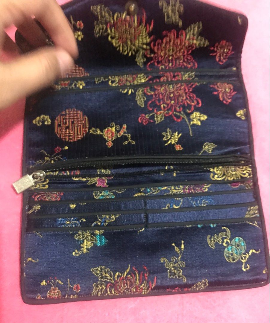 Chinese Wallet 3Folds on Carousell