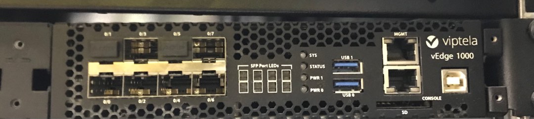 Cisco vEdge-1000: 8 ports of fixed GE SFP, 電腦＆科技, 商務用科技產品 - Carousell