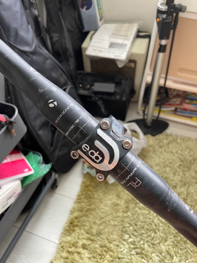 Deda zero 2 stem and Bontranger RL handle bars, Sports Equipment ...