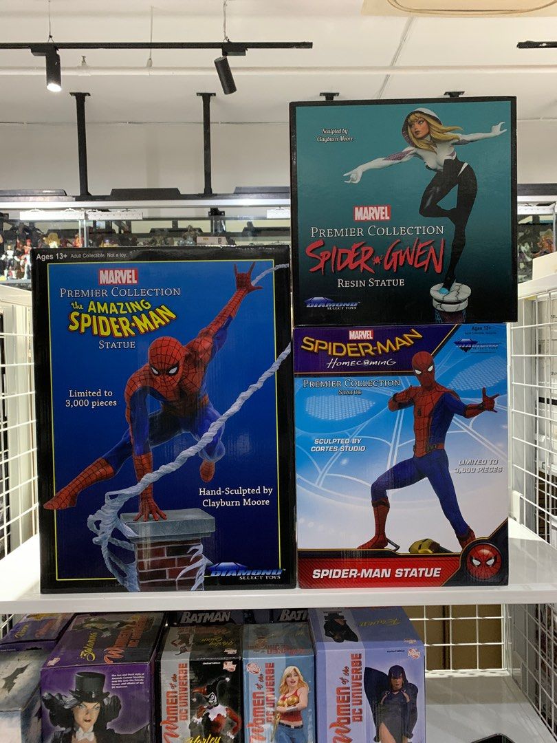 Diamond select gallery marvel iron man spider man spider gwen deadpool ...