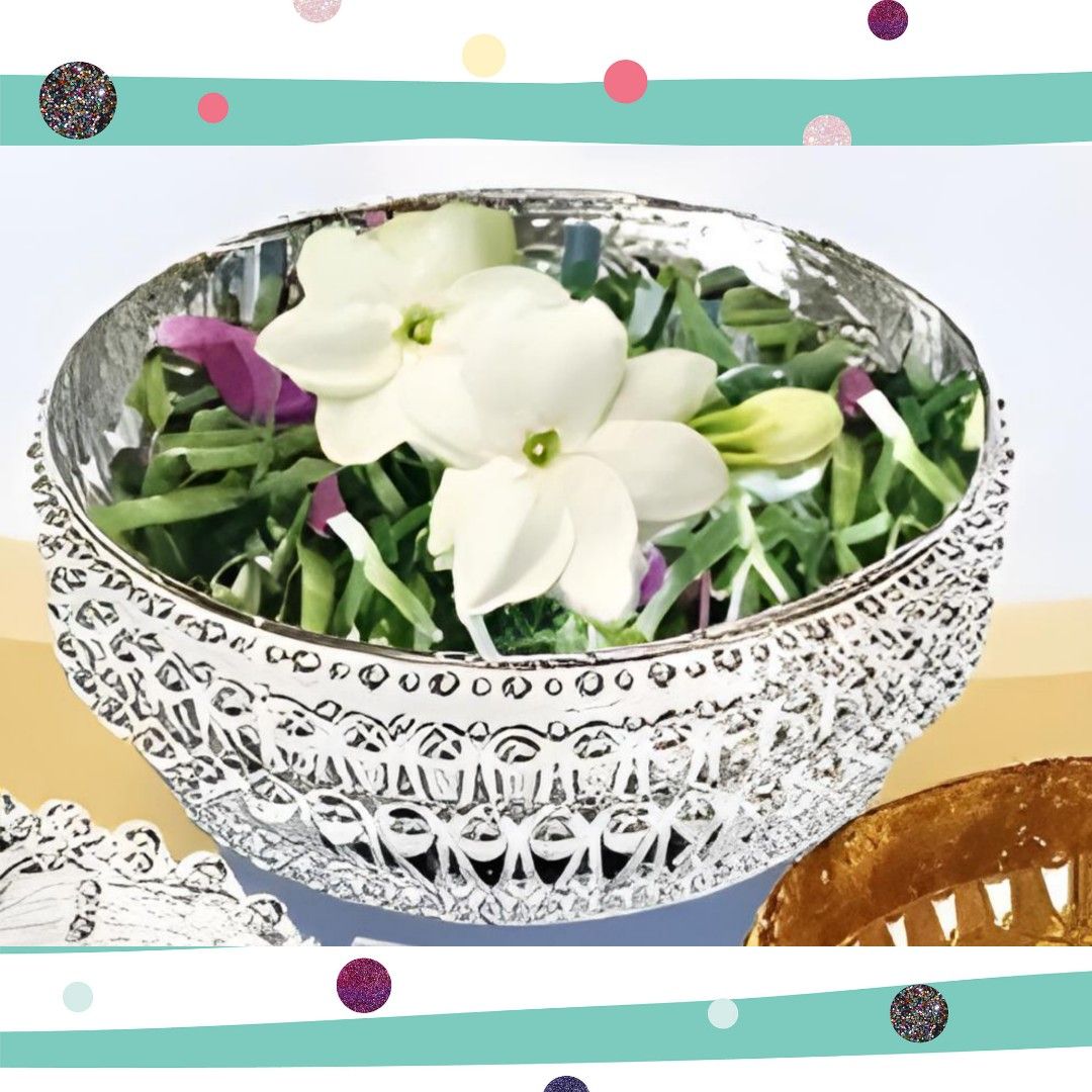 Doorgift | PLASTIC GOLD FOIL CANDY BOX, Food & Drinks, Gift Baskets ...