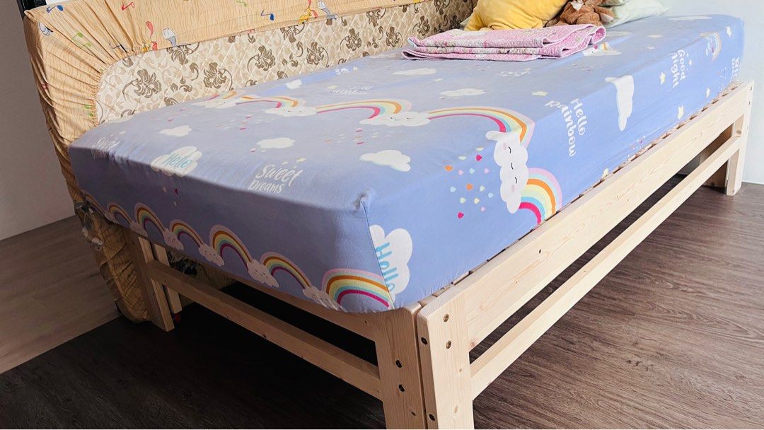 Extendable Convertible Bed, Furniture & Home Living, Furniture, Bed ...