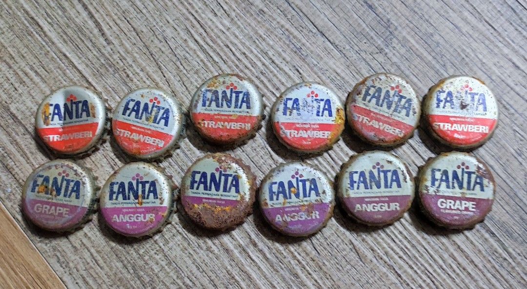 Fanta tutup botol, Hobbies & Toys, Collectibles & Memorabilia, Vintage ...