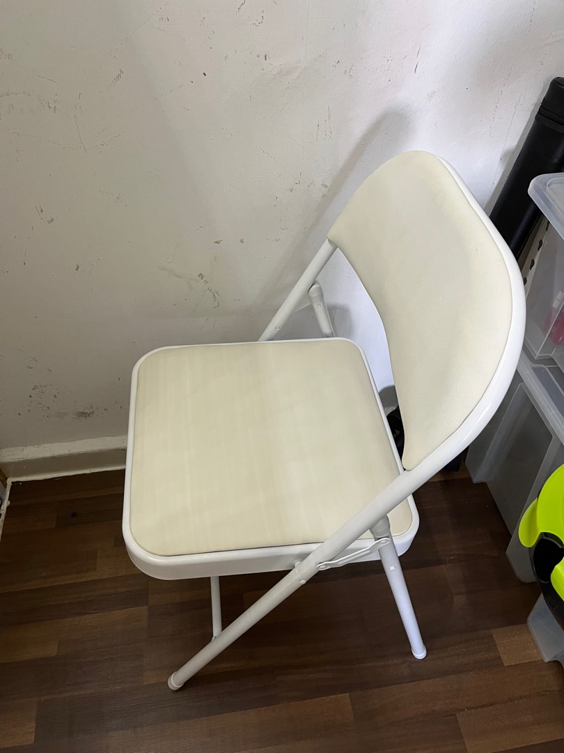 Foldable chair, Furniture & Home Living, Furniture, Chairs on Carousell