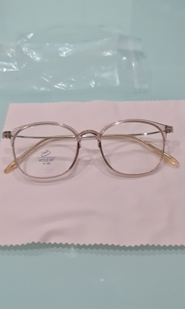 Frame kaca mata kaca normal . Masih baru . Warna soft caramel ., Olshop ...