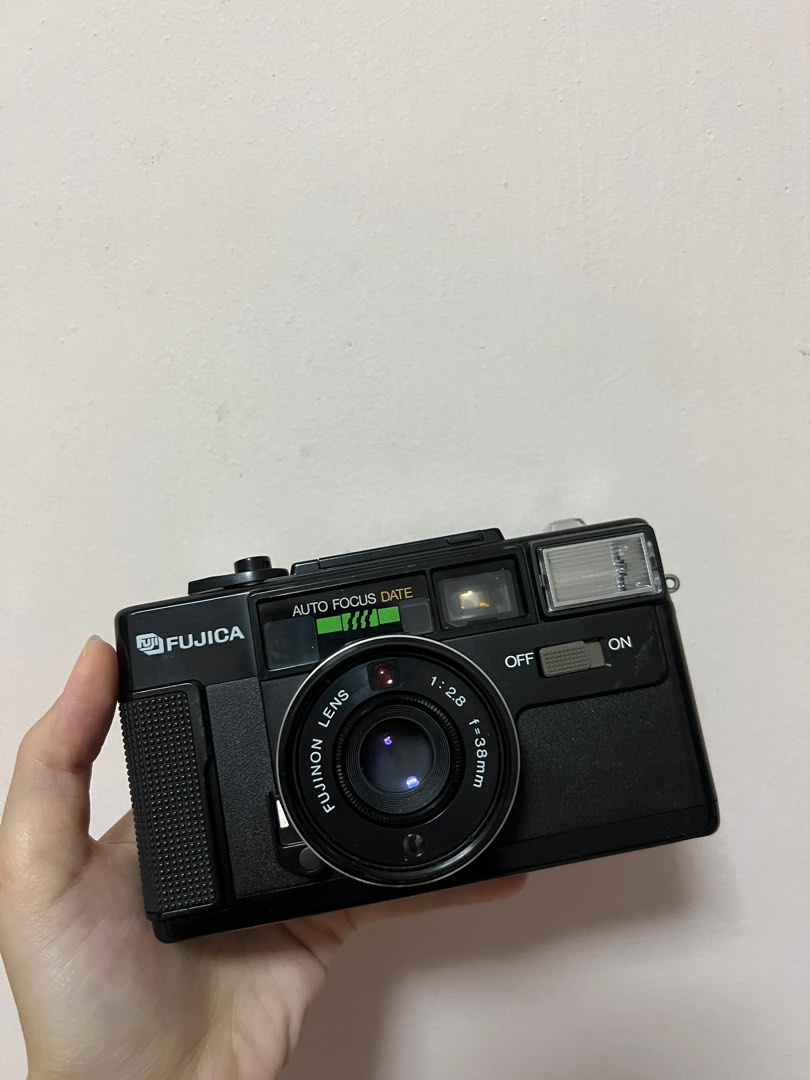 Fujica Auto-7 Date 35mm, Photography, Cameras on Carousell