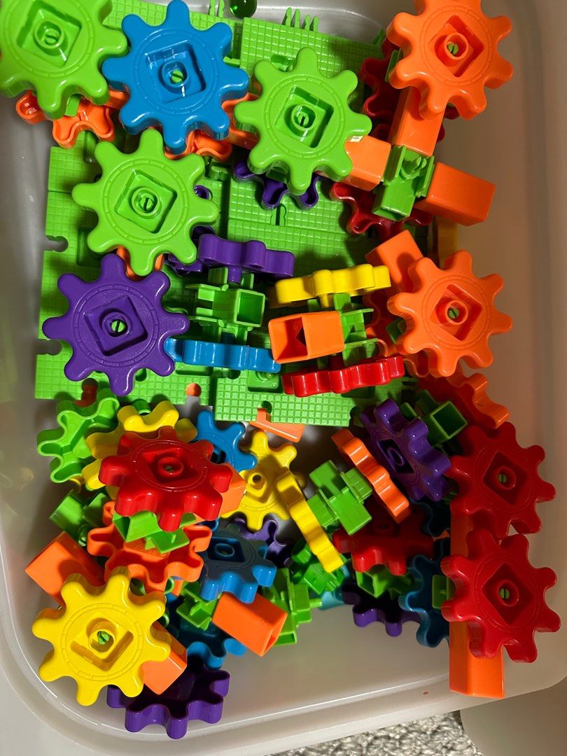 Gear building set, Hobbies & Toys, Toys & Games on Carousell