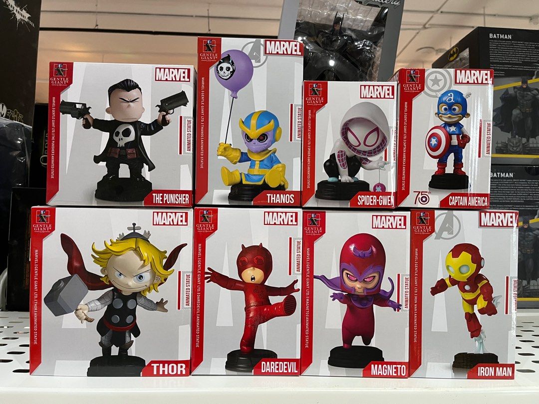 Gentle Giant Marvel Statues collector’s gallery animated Statue Hulk ...