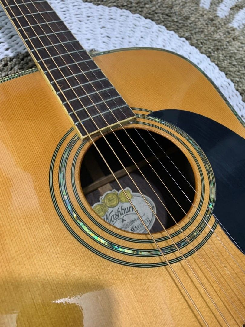 Gitar akustik Washburn, Musik & Media, Alat di Carousell