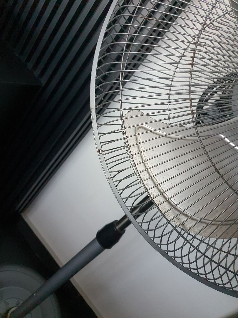 High Velocity Power Stand Fan, 20":Toyomi Fan, Furniture & Home Living ...