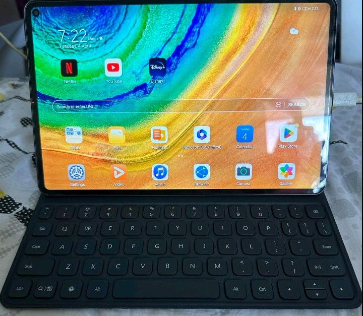 Huwaei matepad pro 10.8 with PEN and KEYBOARD, Computers & Tech ...