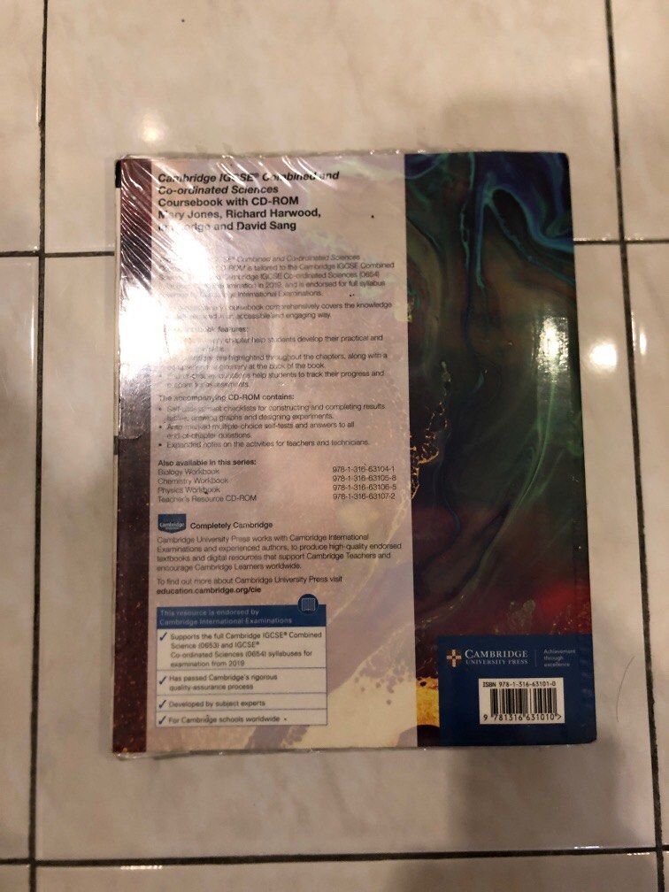 Igcse Combined Science Text Book Hobbies And Toys Books And Magazines