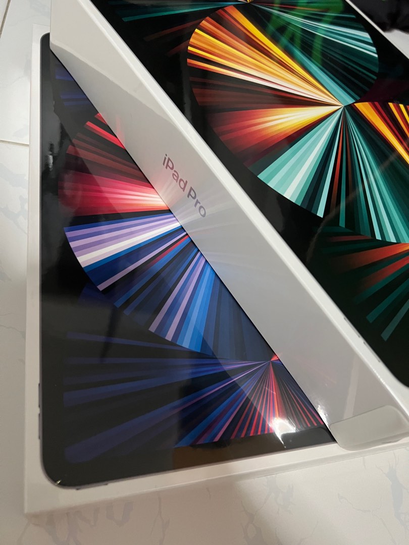 iPad Pro 12.9-inch (5th generation) (Wi-Fi), Mobile Phones & Gadgets ...