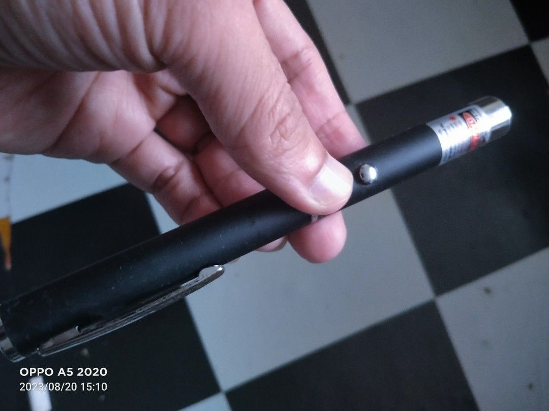 Laser pointer, Mobile Phones & Gadgets, Other Gadgets on Carousell