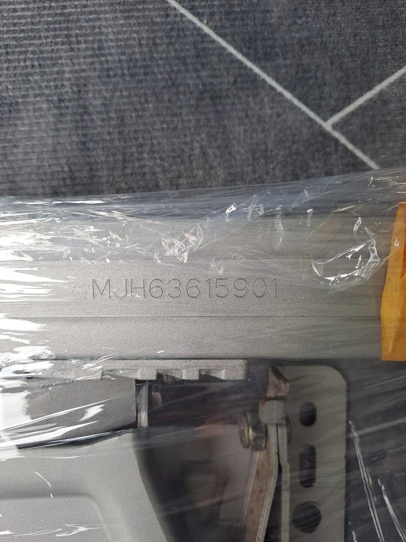 LG LSW350B TV wall mount, TV & Home Appliances, TV & Entertainment, TV ...