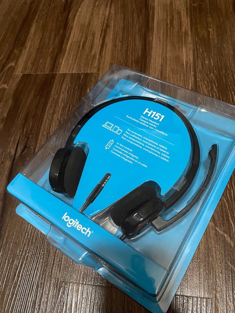 Logitech headphones, Audio, Headphones & Headsets on Carousell